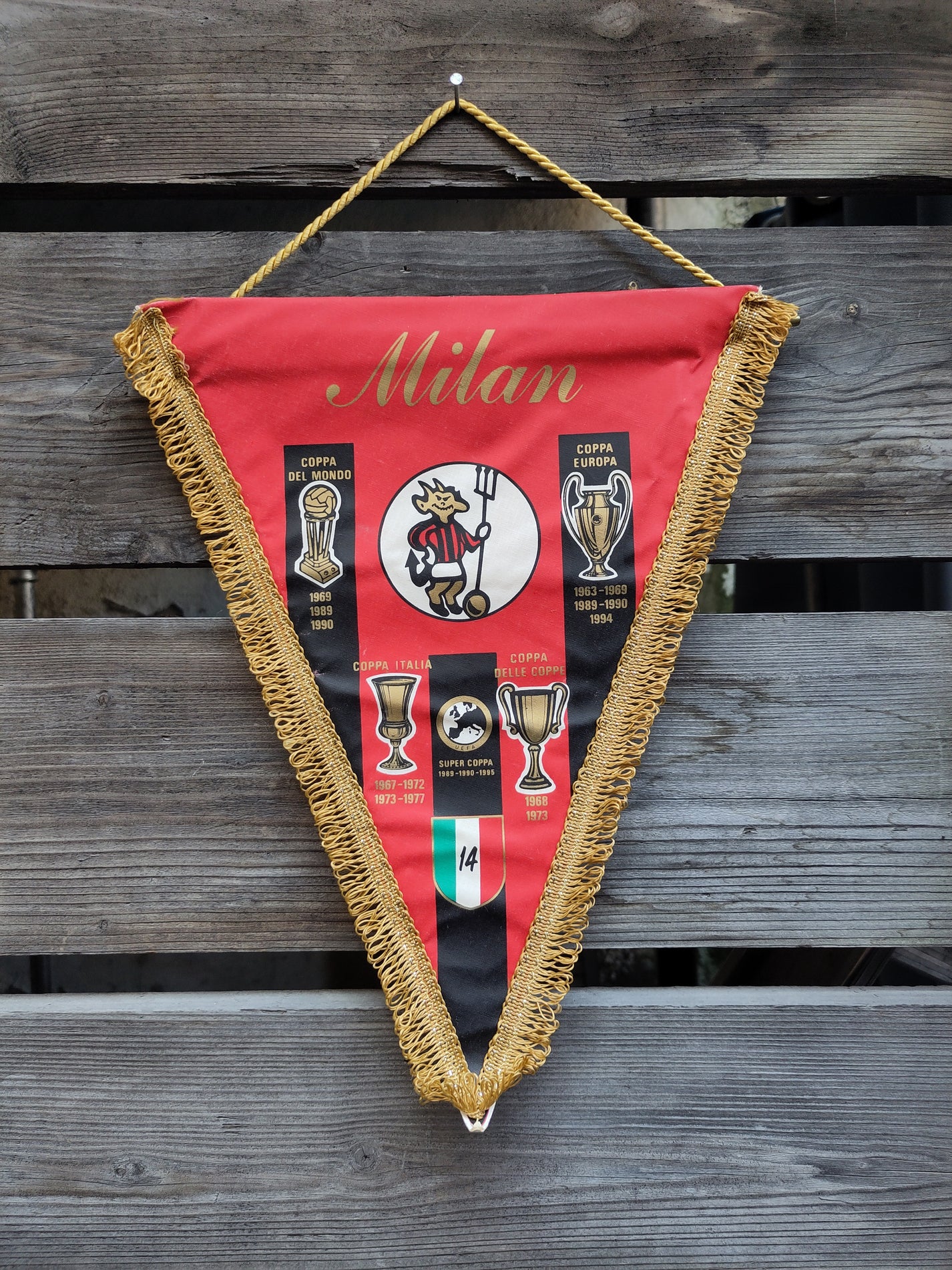 AC Milan vimpel stor v2 – Forza Hamar